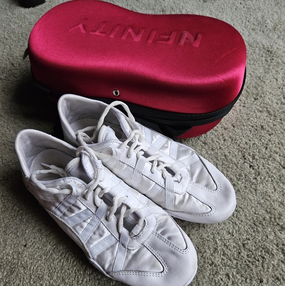 NFINITY | Shoes | Size 5 Womens Nfinity Evolution Cheer Shoes With Bag ...